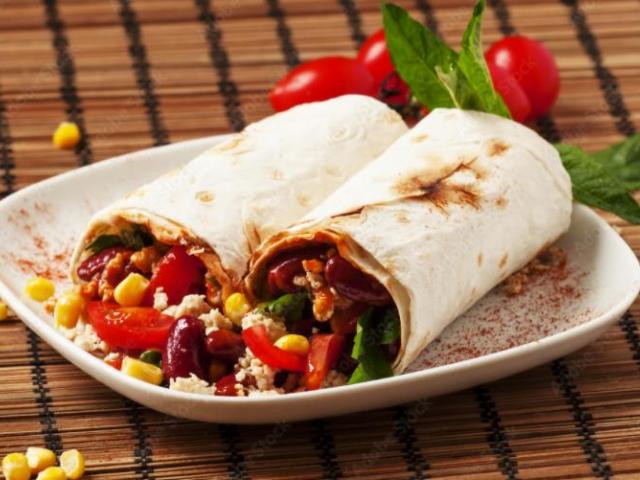 Fajitas poivrons haricots rouges fait maison, découvrez les autres ...
