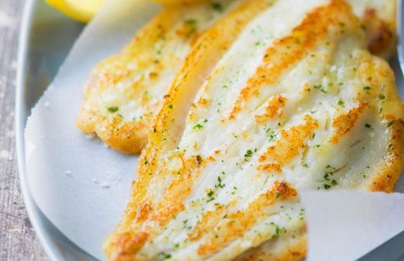 Salade créole - Filet de poisson capitaine cuit à la meunière et ...
